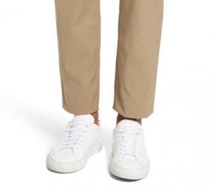 Men's Style Ultimate Guide to Choosing & Styling Chinos