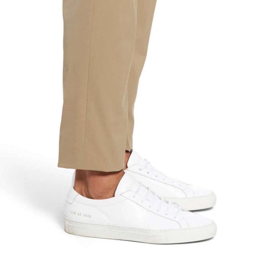 Men's Style Ultimate Guide to Choosing & Styling Chinos